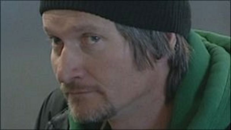 Undercover police officer 'torn apart' by role - BBC News