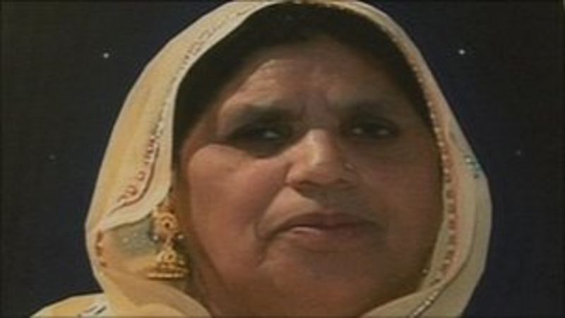 Two men admit murdering Surjit Kaur in India - BBC News