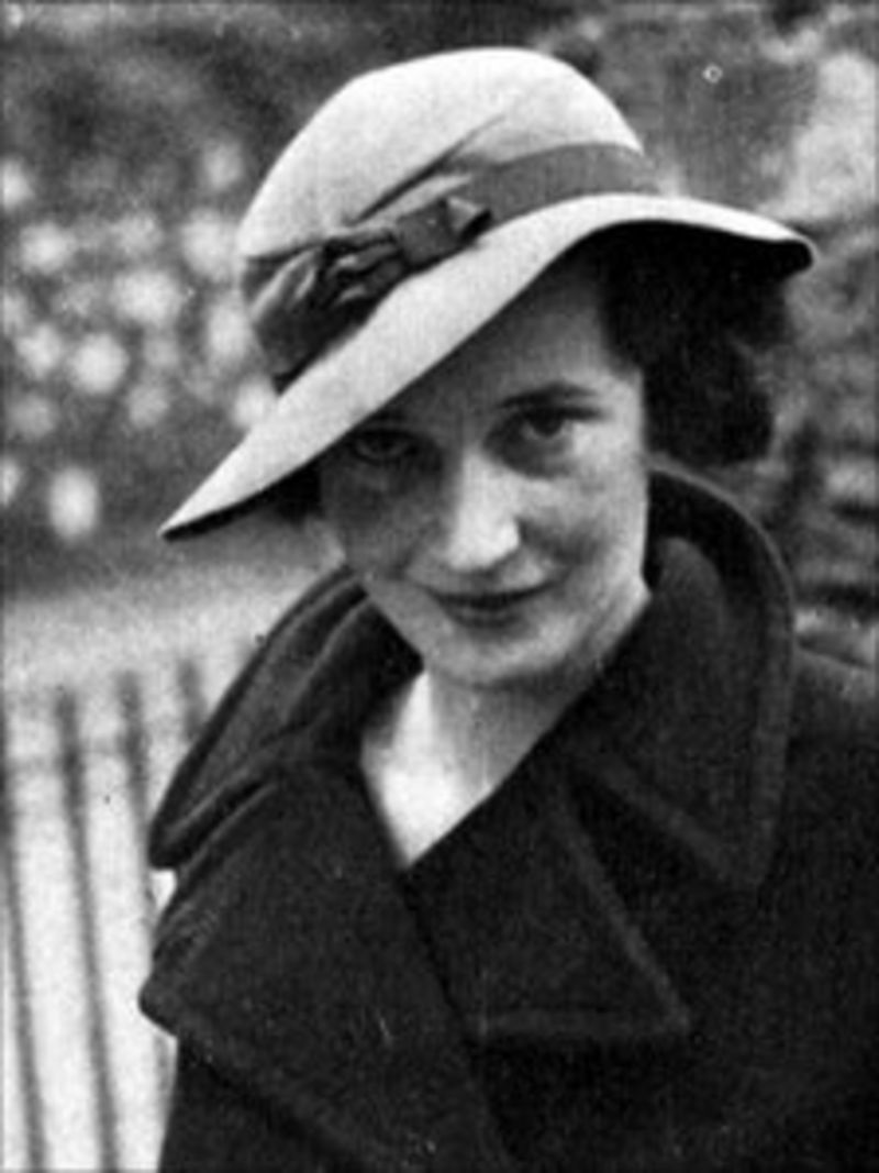 Author Jane Duncan's World War II diary entries printed - BBC News