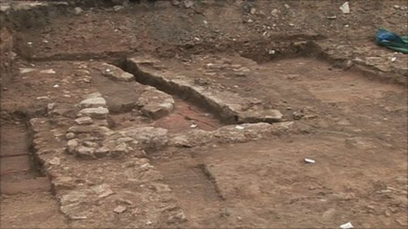 Excavation plans for Exeter's Roman Baths - BBC News