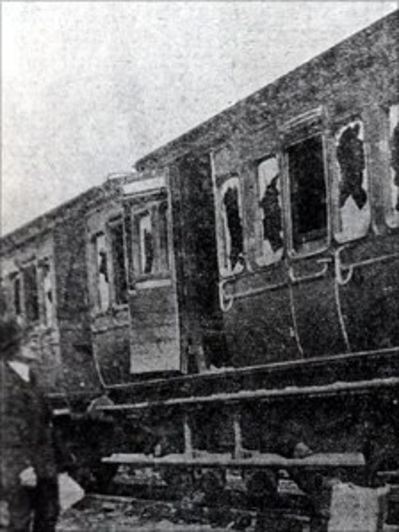 Llanelli's 'forgotten' riot - 100 years ago - BBC News