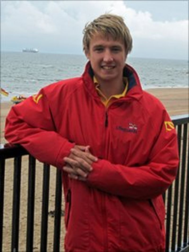 Northumberland lifeguard Andrew Kane represents England - BBC News