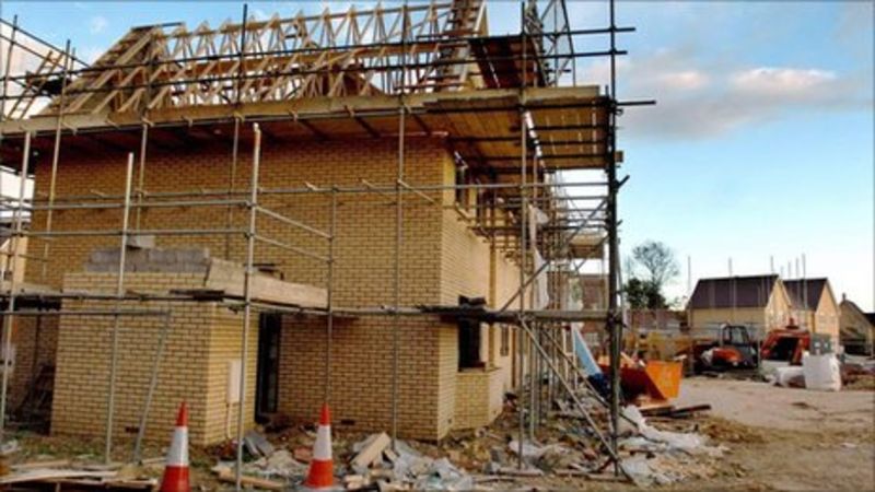 Designers create the 'impossible' zero-carbon house - BBC News