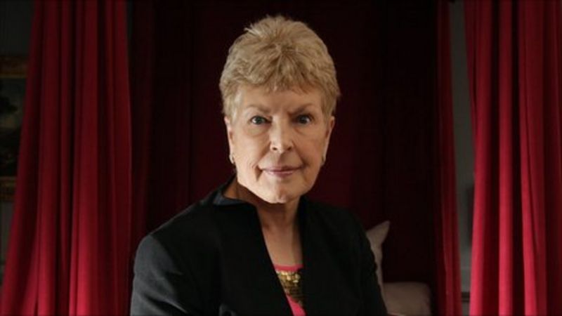 Author Ruth Rendell dies aged 85 - BBC News