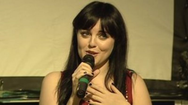 Niamh Perry: I'd Do Anything for Bangor - BBC News