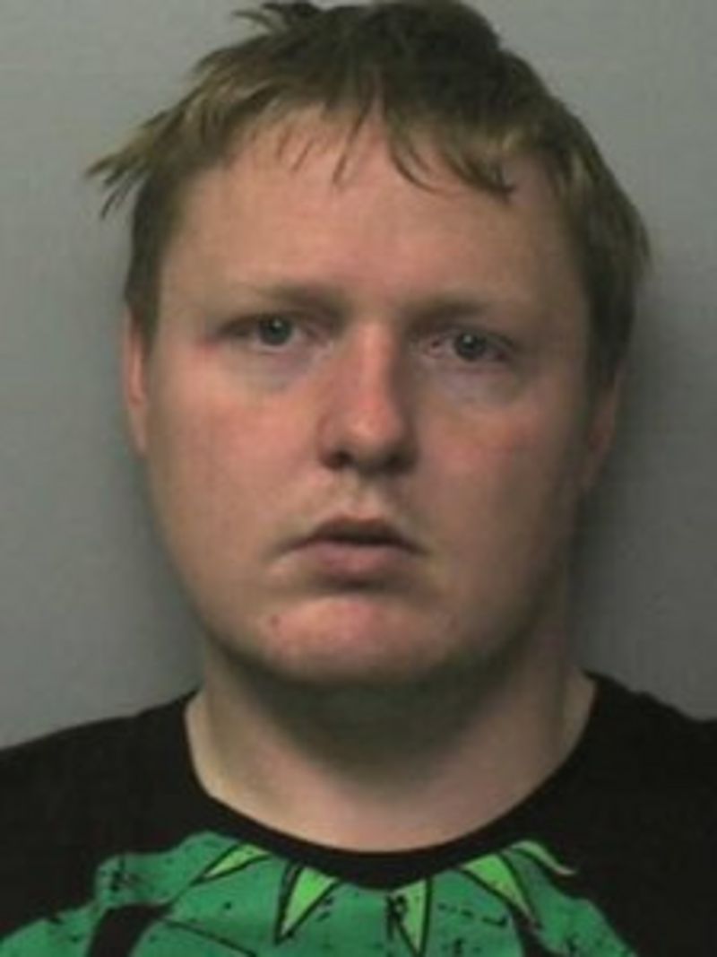 Cannock baby killer Jonathan Goode to serve seven years - BBC News