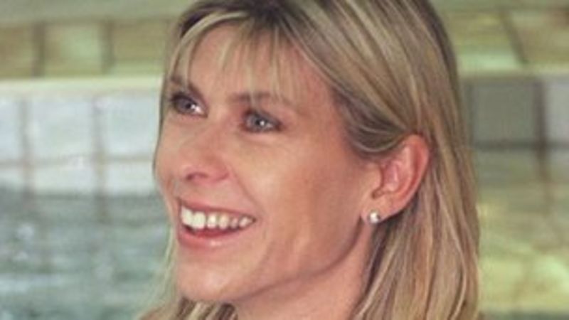 Olympic swimmer Sharron Davies 'may appeal' over care home - BBC News