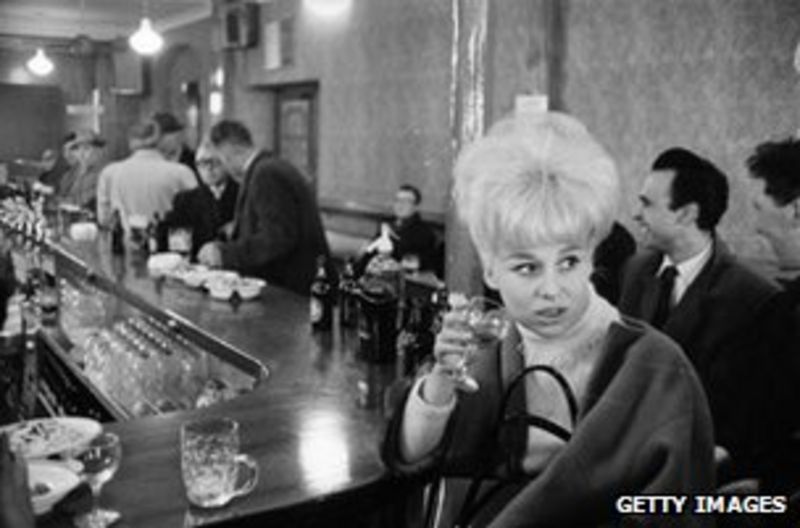 10 radical solutions to binge drinking - BBC News