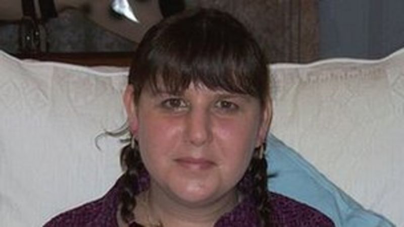 Stacey Mackie fire murder trial: Terrence Armer jailed - BBC News