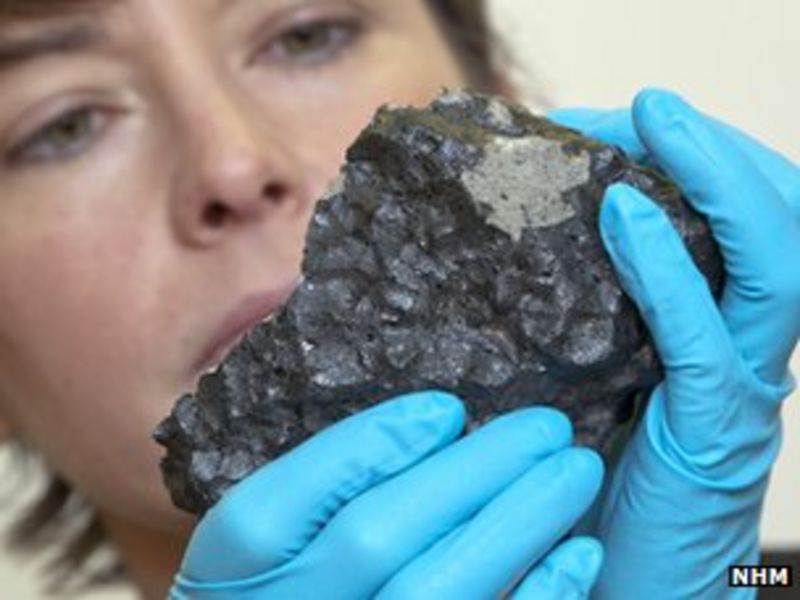 Rare Martian meteorite on show at National Space Centre - BBC News