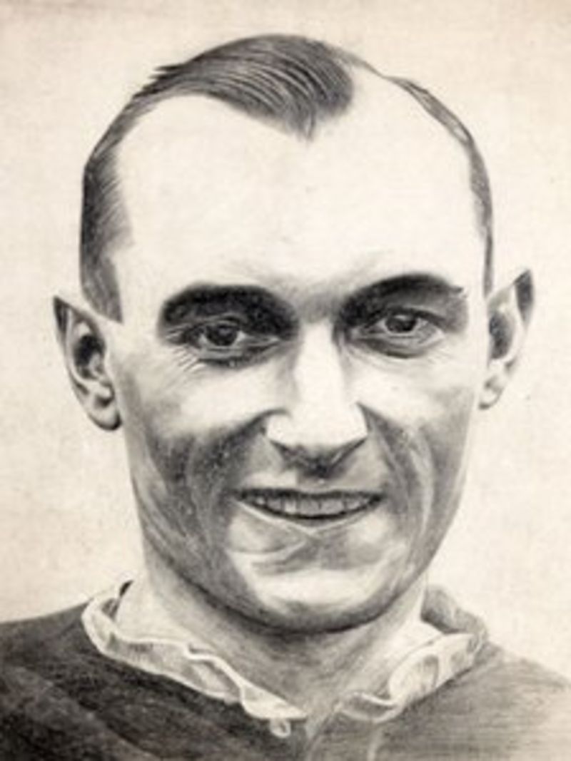 £60k for ex-Arsenal and Wales footballer Charlie Jones memorabilia ...