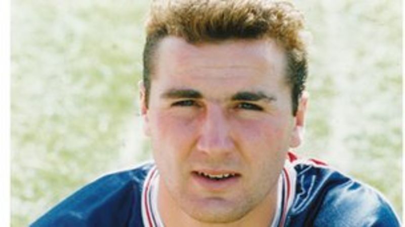 Father of pitch collapse player David Longhurst calls for screening ...