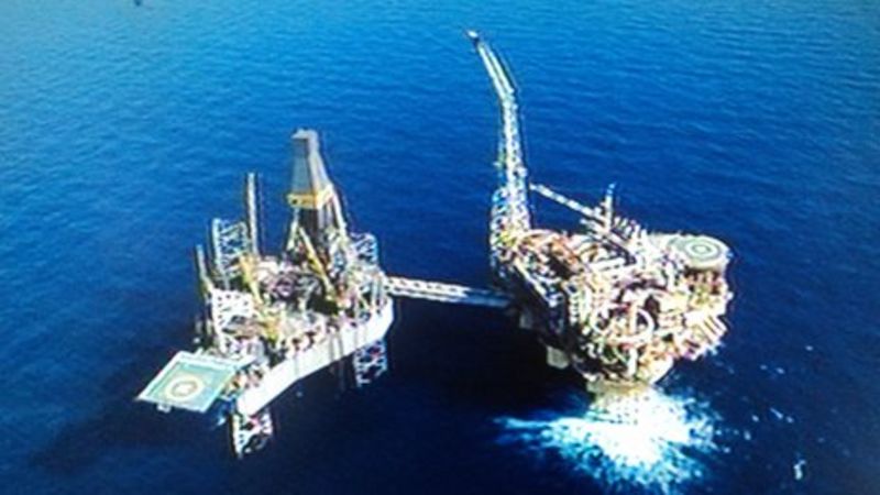 Elgin leak poses massive challenge - BBC News