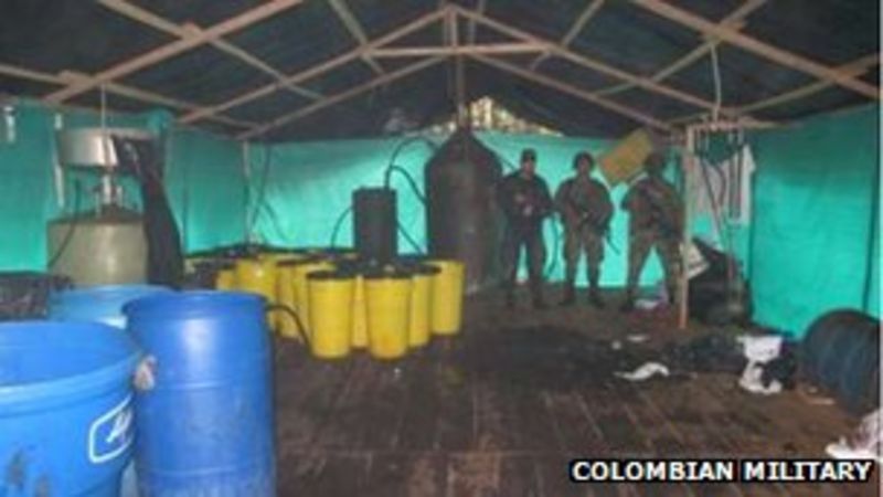 Colombia seizes two tonnes of 'Farc rebel cocaine' - BBC News