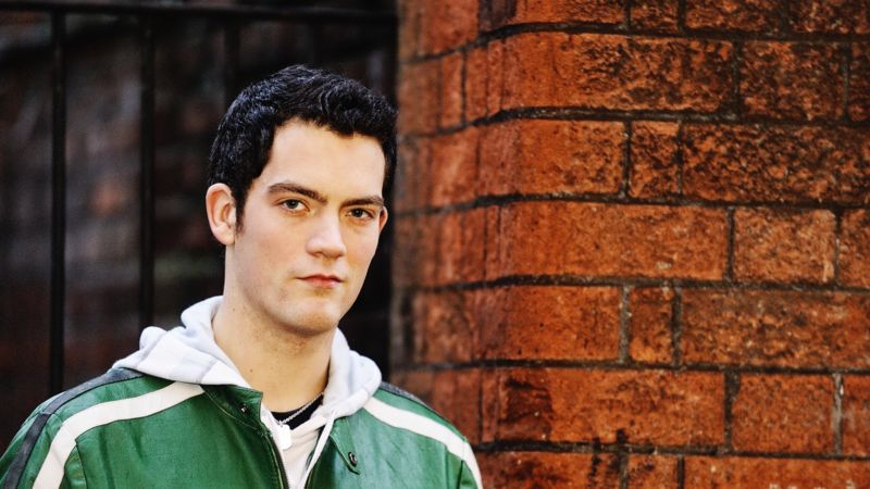 Big Brother star Glyn Wise plans to be priest - BBC News