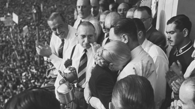 The 20-year odyssey of Eva Peron's body - BBC News
