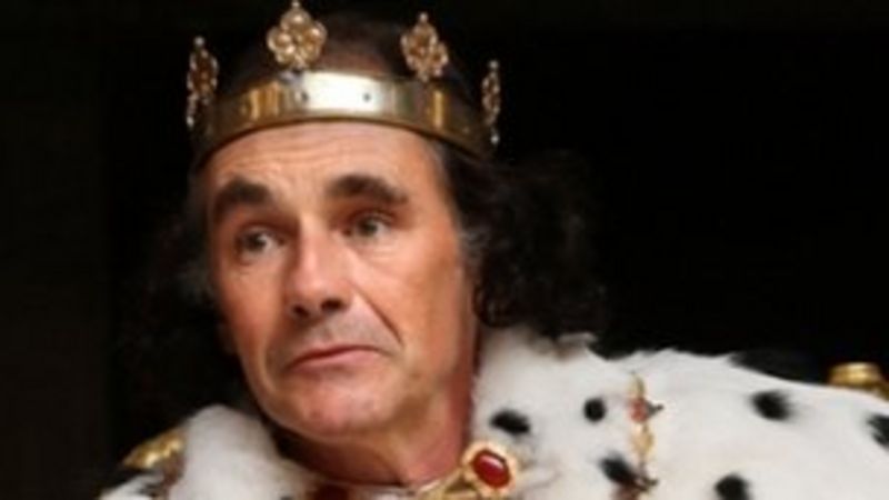 Mark Rylance returns to Shakespeare's Globe - BBC News