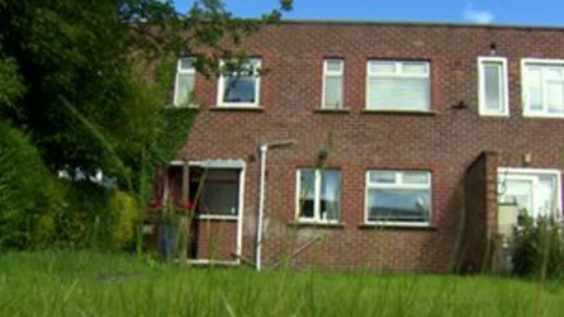 George Best Belfast childhood home to be holiday flats - BBC News