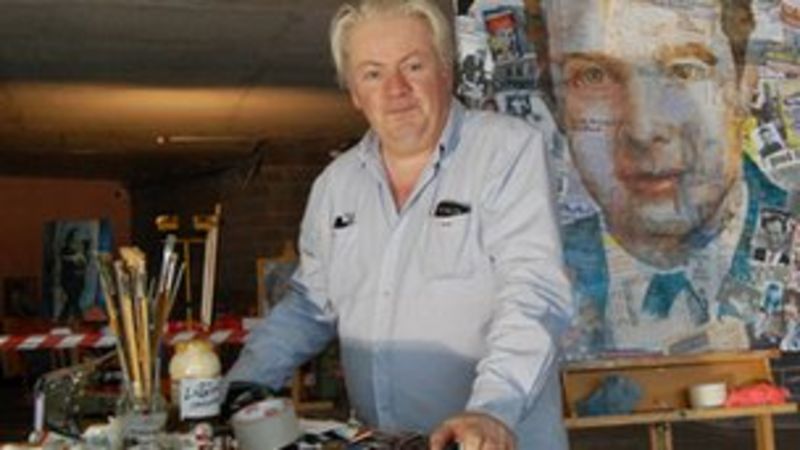 Artist Anthony Brown paints Liverpool waterfront - BBC News