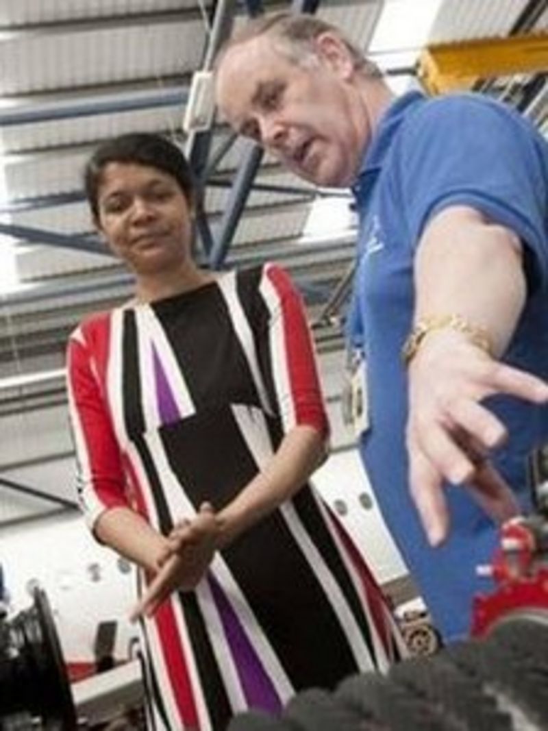 Do we need career politicians? - BBC News