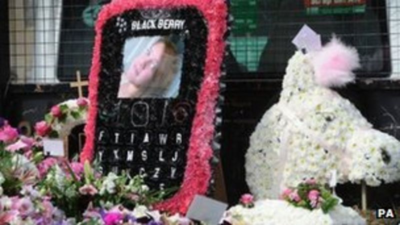 Tia Sharp: Private family funeral for schoolgirl held - BBC News