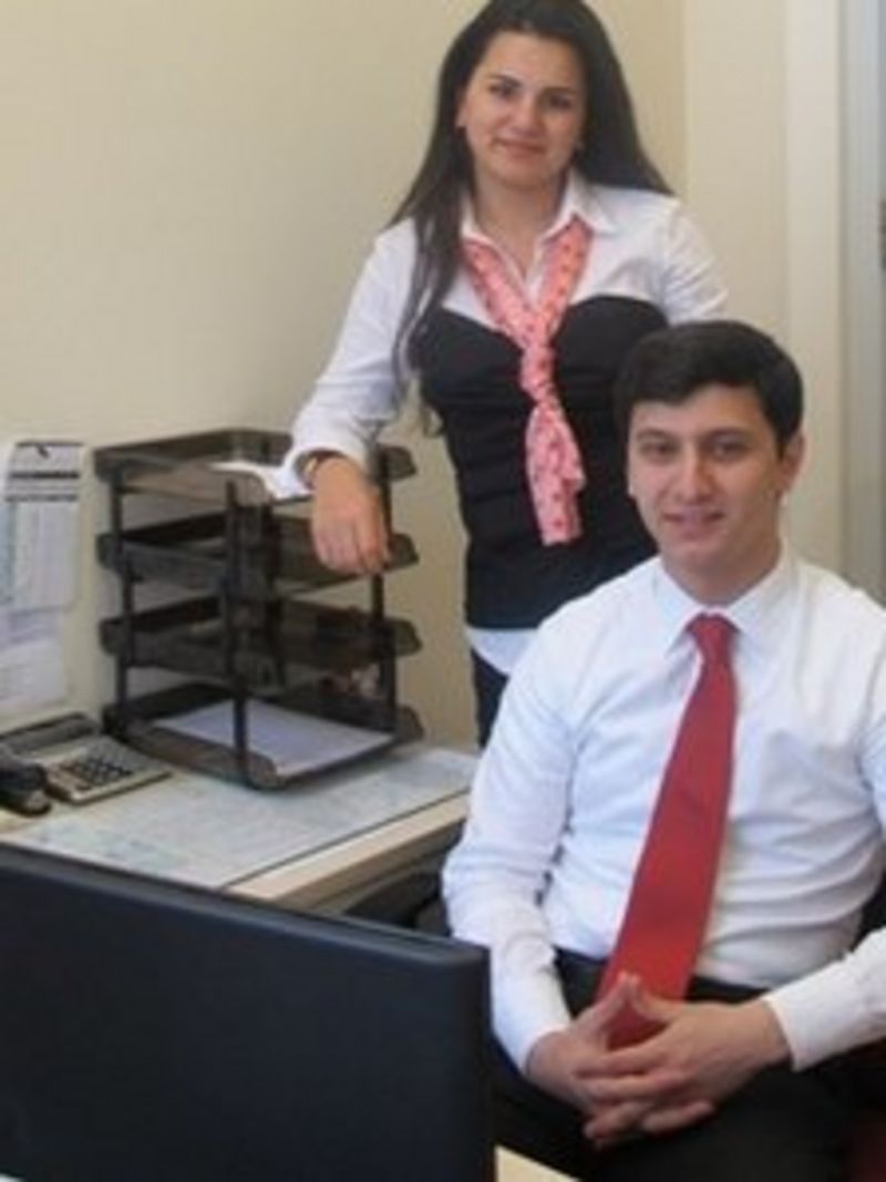 Young workers: 'Never forget your dreams' - BBC News