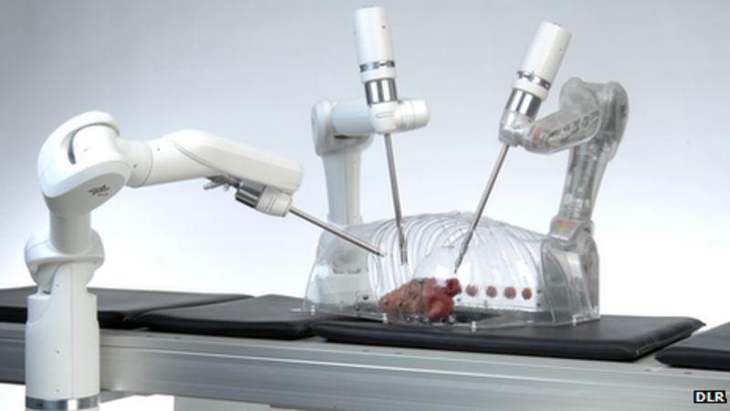 Robots join the fight against cancer - BBC News