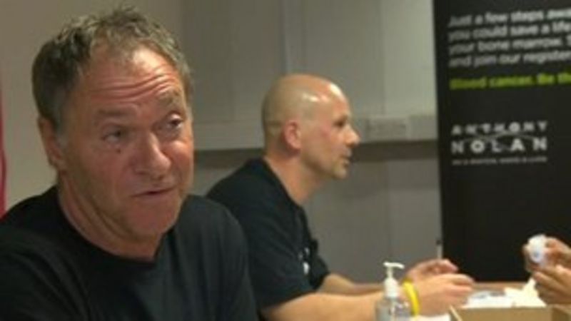 Anthony Nolan Trust: Teenage bone marrow donors sign up - BBC News