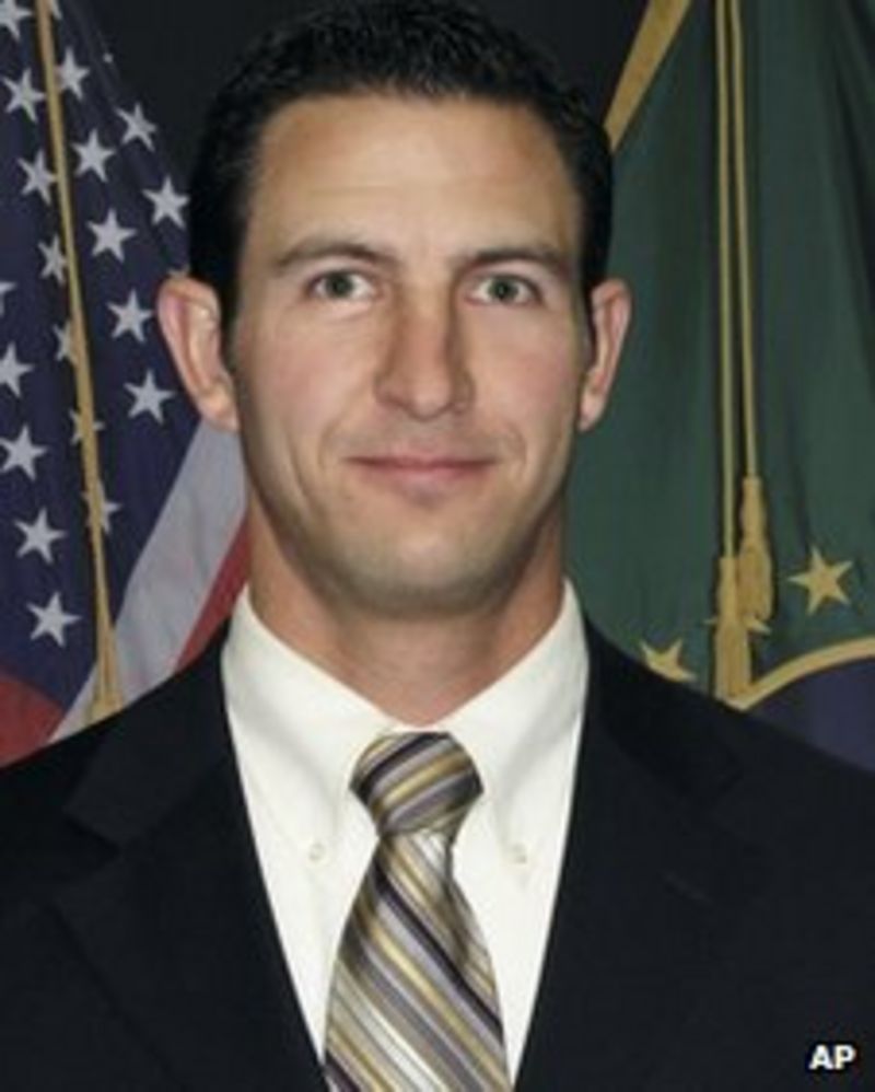 FBI: 'Friendly fire' concern over Nicholas Ivie death - BBC News