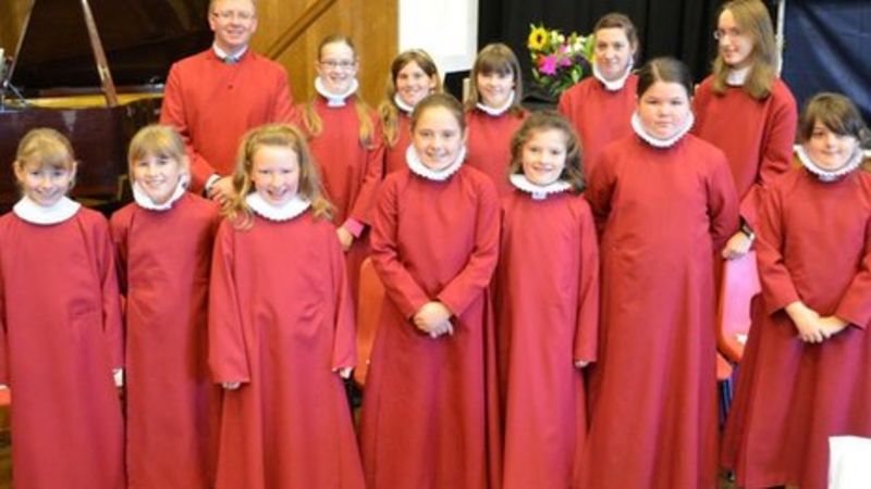 Bangor Cathedral has first all-girl choir in 1,437 years - BBC News