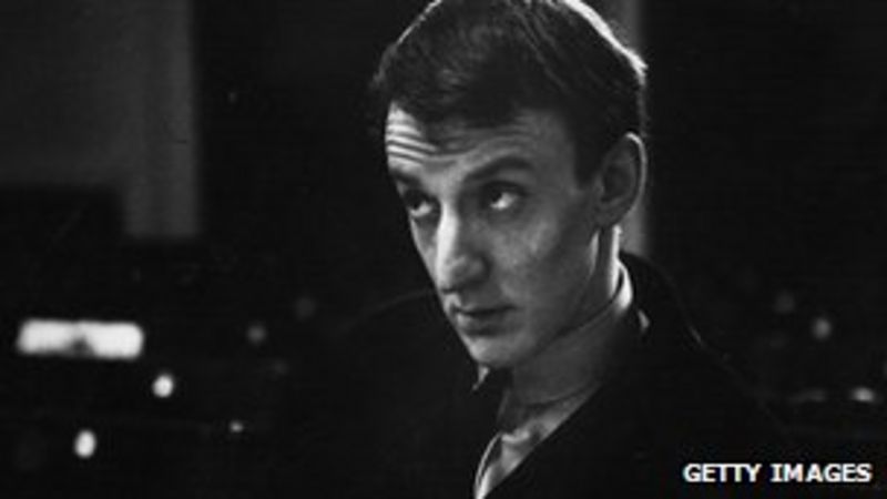 Tributes paid to composer Sir Richard Rodney Bennett - BBC News