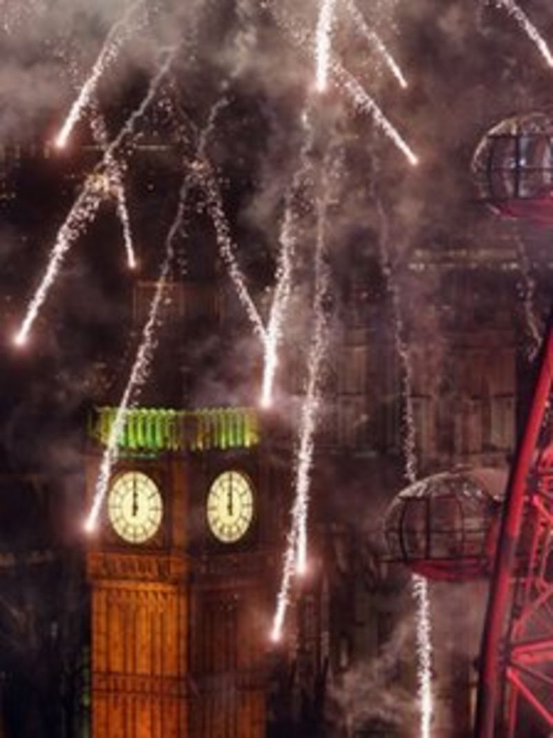 London enjoys new year firework display - BBC News