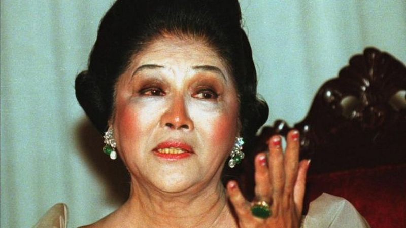 David Byrne tells Imelda Marcos story as disco musical - BBC News