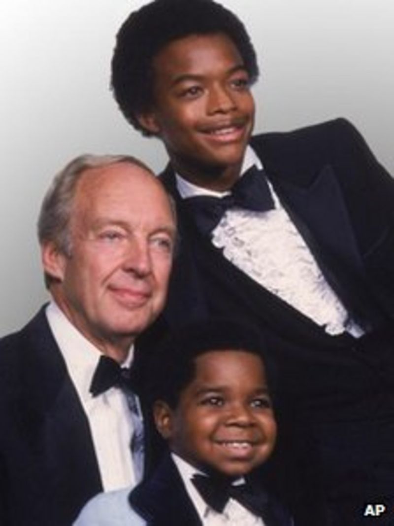 Diff'rent Stroke actor Conrad Bain dies aged 89 - BBC News