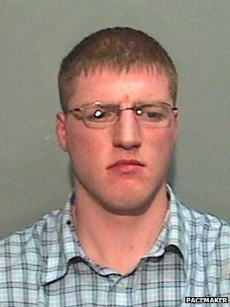 Thomas Devlin murderer gets extra year for escape attempt - BBC News