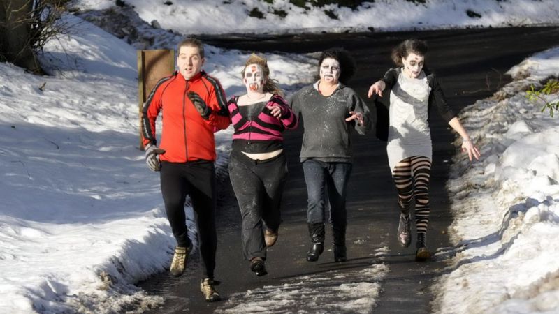 Why Zombie live experiences are proving big business - BBC News