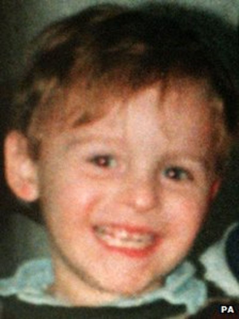 James Bulger murder: Arrest detective cannot forgive - BBC News