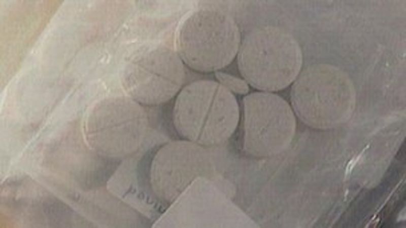 'Rockstar' drug hospitalises seven in Lanarkshire - BBC News