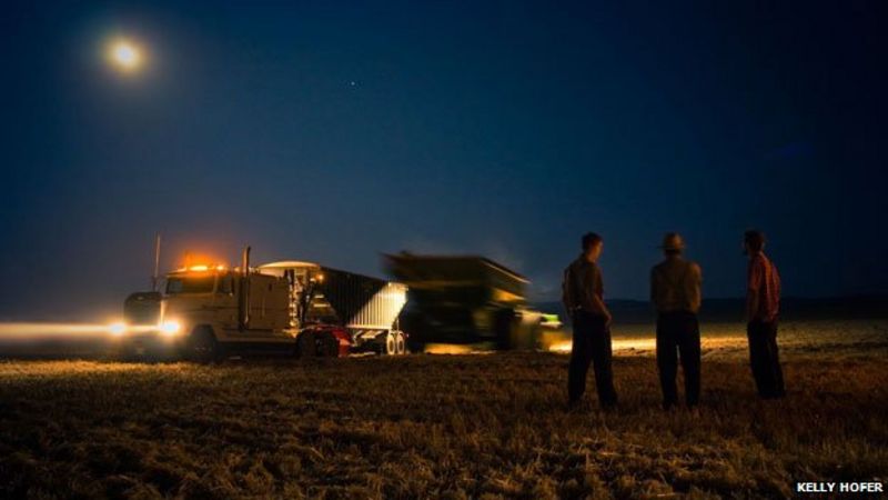 Getting away from 'the world' Hutterite-style - BBC News