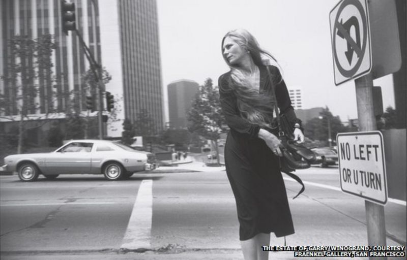 The photographic legacy of Garry Winogrand - BBC News