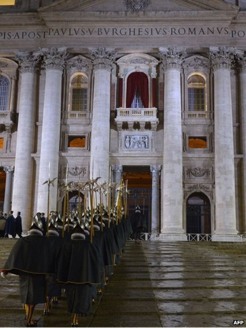 In pictures: Election of Pope Francis - BBC News