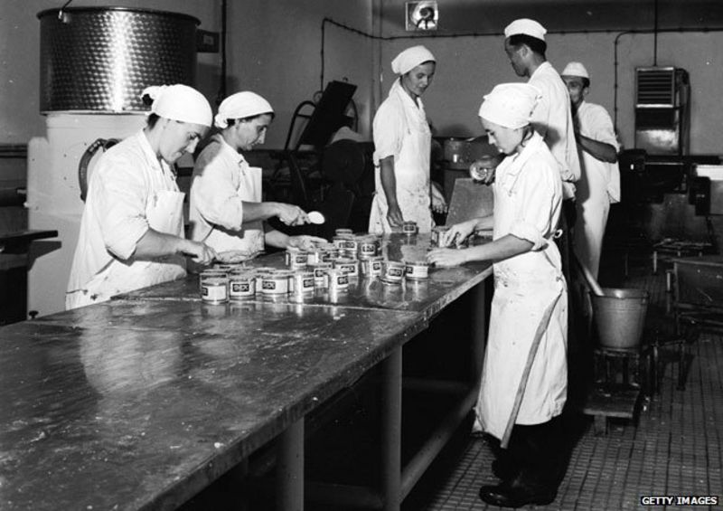 The story of how the tin can nearly wasn't - BBC News