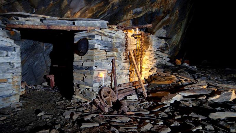 In Pictures: Llechwedd Slate Caverns tour revamp - BBC News