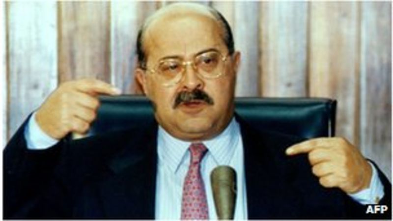 Jury clears Brazil police of 1996 murder of PC Farias - BBC News