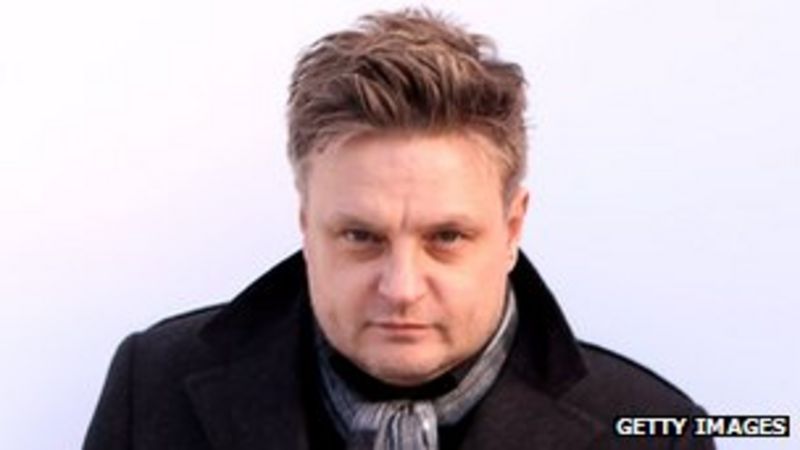 Photographer Rankin comes face to face with death - BBC News