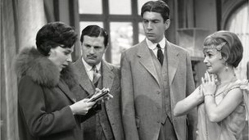 Richard Thorp, long-serving Emmerdale cast member, dies - BBC News