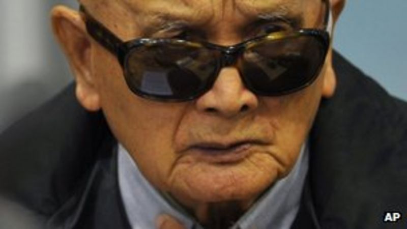 Khmer Rouge leader Nuon Chea expresses 'remorse' - BBC News