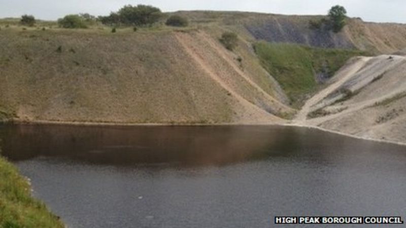 Toxic Derbyshire 'Blue Lagoon' dyed black - BBC News