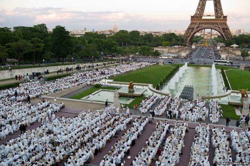 Day in pictures: 14 June 2013 - BBC News
