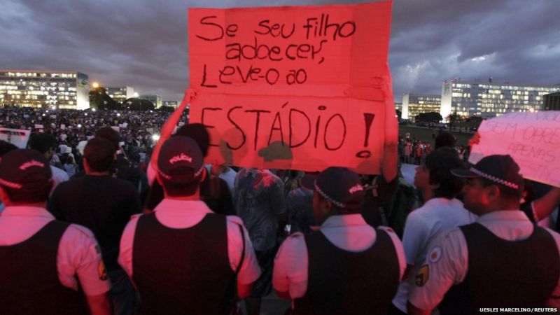 In pictures: Brazil protest banners - BBC News